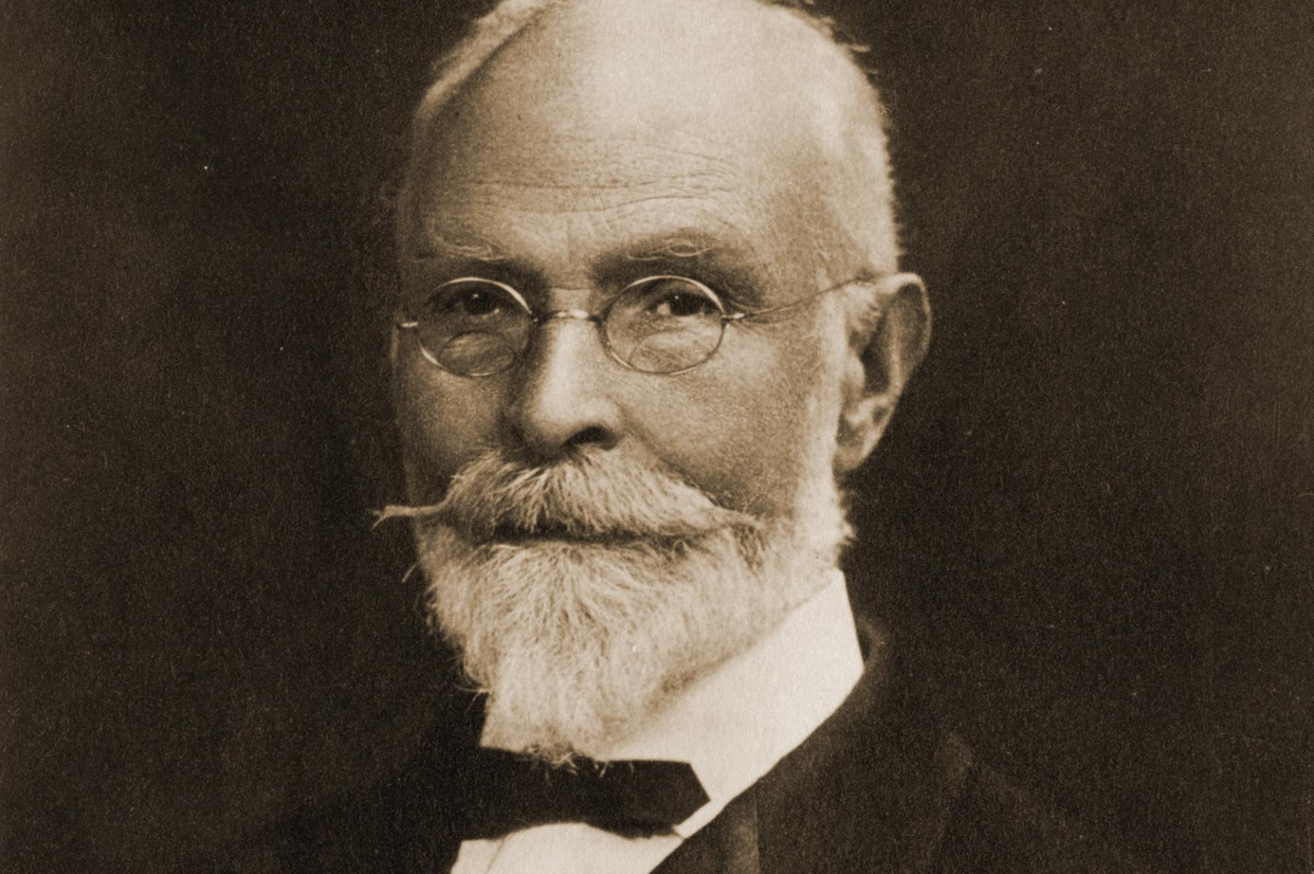 The man who grew a library | Museum of Freemasonry