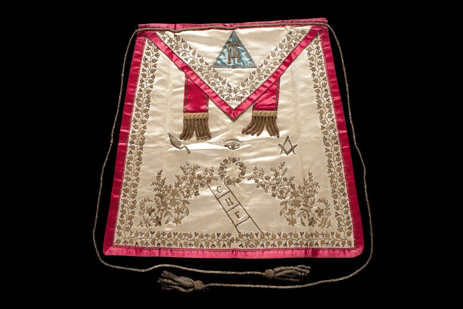 Learn about freemasonry: Why do freemasons wear an apron? | Museum of ...
